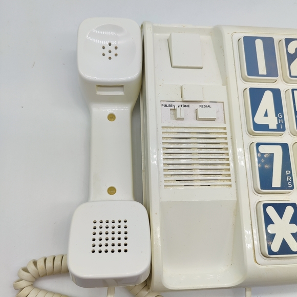 att | Office | Att Big Push Button Plus Telephone Wall Or Table Corded ...